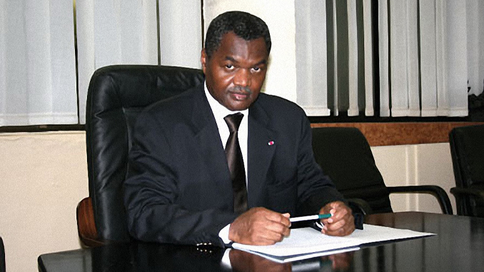 PROTAIS AYANGMA, ancien président de la FANAF : « La discrétion des ... PROTAIS AYANGMA, ancien président de la FANAF : « La discrétion des ...
